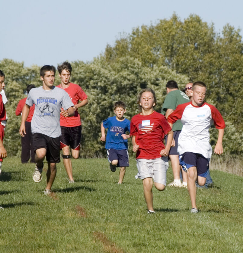 TES students hit ground running for Kids Cross Country race | News ...